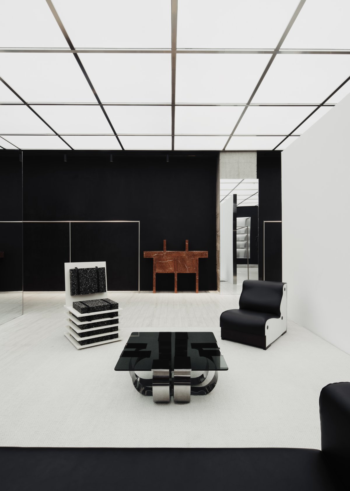 YINJISPACE - NOTHING DESIGN x ANNAKIKI Chongqing Flagship Store